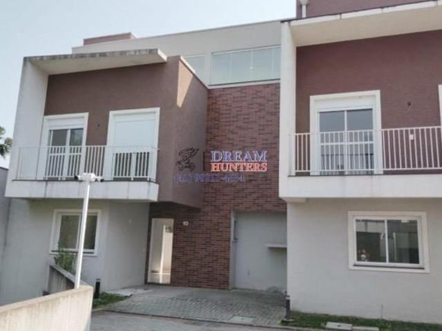 Casa de Condomínio com 3 Quartos, 3 banheiros, Bairro Campo Comprido