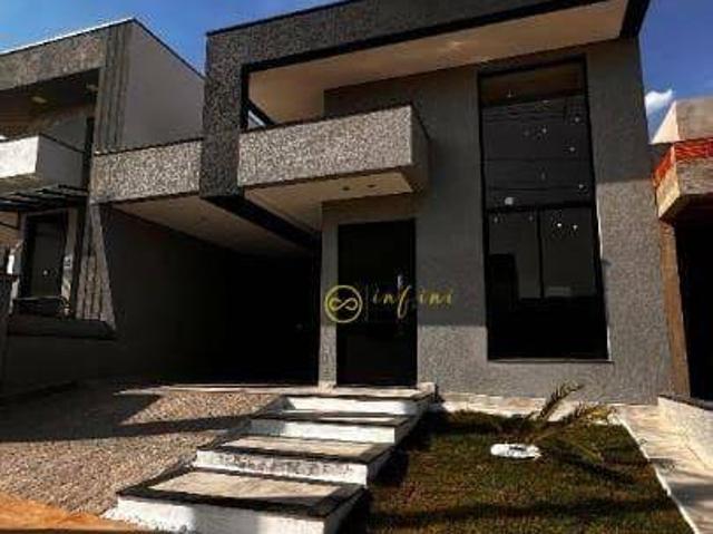 Casa de Condomínio com 3 Quartos, todos Suítes à venda, 135 m² por R$ 975.000 Condomínio Villagio