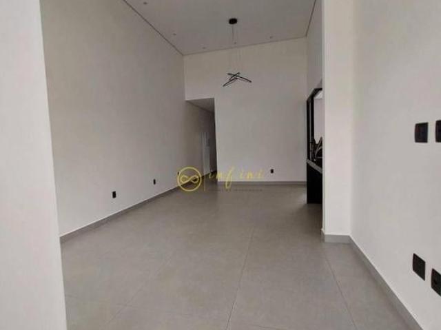 Casa de Condomínio com 3 Quartos, todos Suítes à venda, 136 m² por R$ 899.000 Residencial Reserva