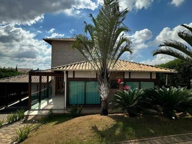 Casa de Condomínio com 3 quartos à venda em Confins, no bairro Gran Royalle
