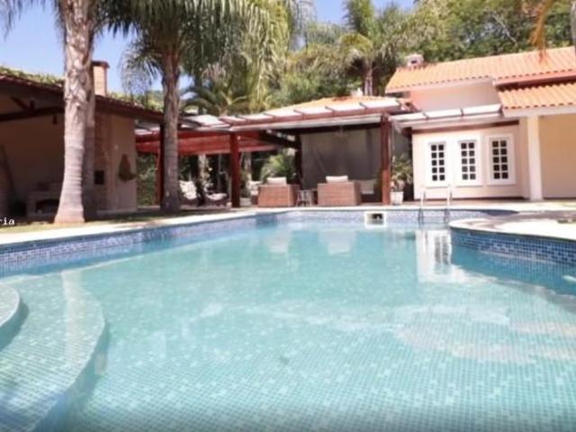 Casa de Condomínio com 3 quartos à venda em Cotia, no bairro Jardim Ipês