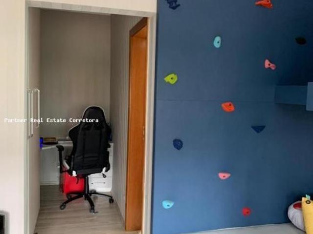 Casa de Condomínio com 3 quartos à venda em Jandira, no bairro Jardim Do Golf I
