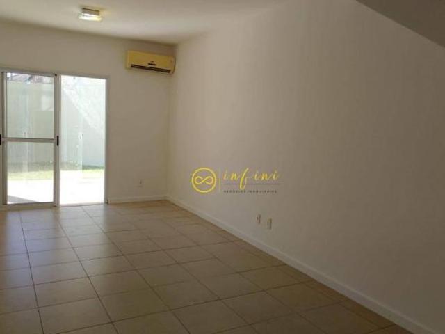 Casa de Condomínio com 3 Quartos à venda, 160 m² por R$ 1.150.000 Condomínio Villa Campolim Soro