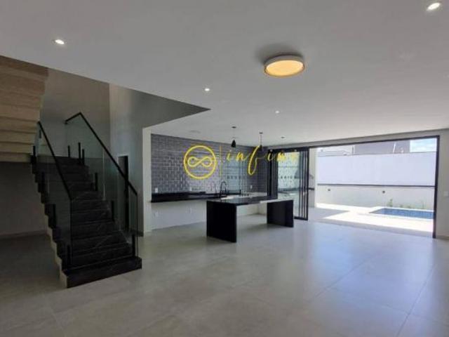 Casa de Condomínio com 3 Quartos à venda, 215 m² por R$ 1.436.000 Condomínio Helena Maria Soroca