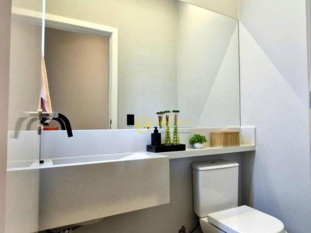 Casa de Condomínio com 3 Quartos à venda, 228 m² por R$ 2.350.000 Condomínio Residencial Alphavill
