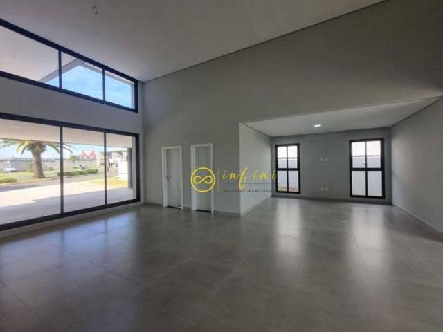 Casa de Condomínio com 3 Quartos à venda, 400 m² por R$ 4.000.000 Condomínio Residencial Saint Pat