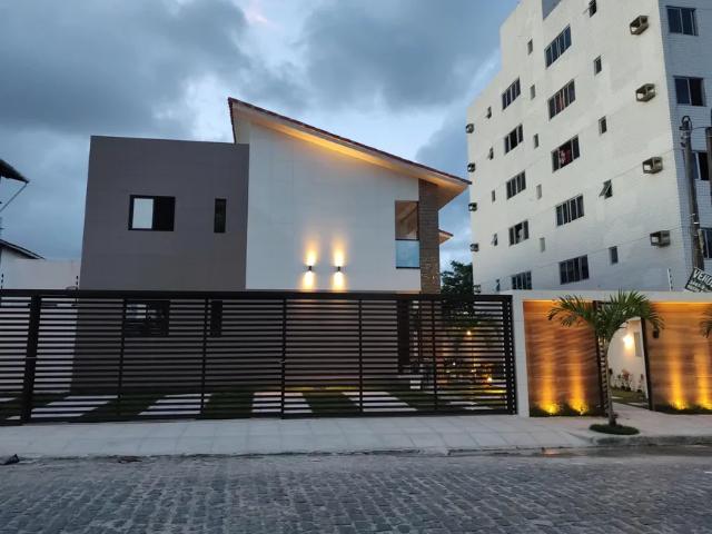 Casa de Condomínio com 3 Quartos e 1 banheiro à Venda, 76 m² por R$ 429.000
