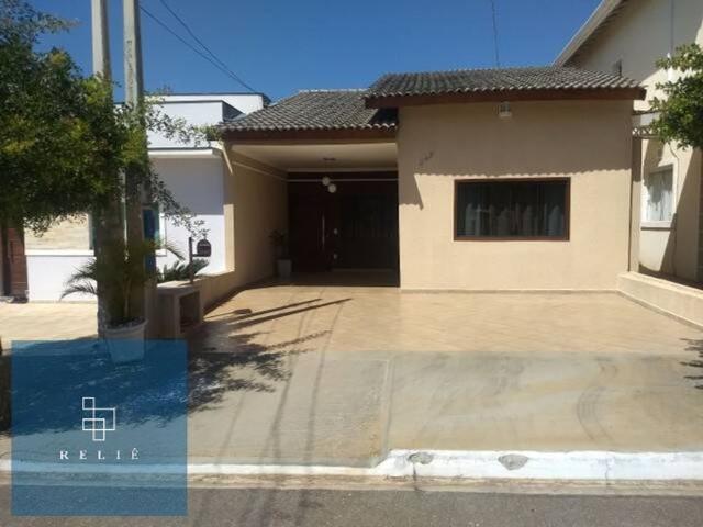 Casa de Condomínio com 3 Quartos e 2 banheiros à Venda, 100 m² por R$ 520.000