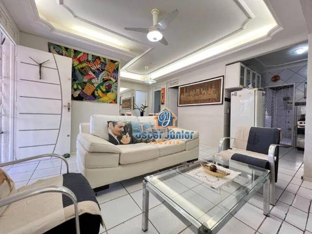 Casa de Condomínio com 3 Quartos e 2 banheiros à Venda, 127 m² por R$ 420.000