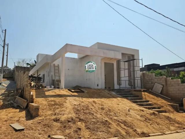 Casa de Condomínio com 3 Quartos e 2 banheiros à Venda, 157 m² por R$ 895.000