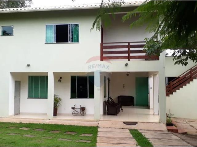 Casa de Condomínio com 3 Quartos e 2 banheiros à Venda, 306 m² por R$ 1.840.000