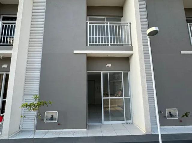Casa de Condomínio com 3 Quartos e 2 banheiros à Venda, 60 m² por R$ 119.000