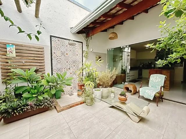 Casa de Condomínio com 3 Quartos e 3 banheiros à Venda, 100 m² por R$ 490.000
