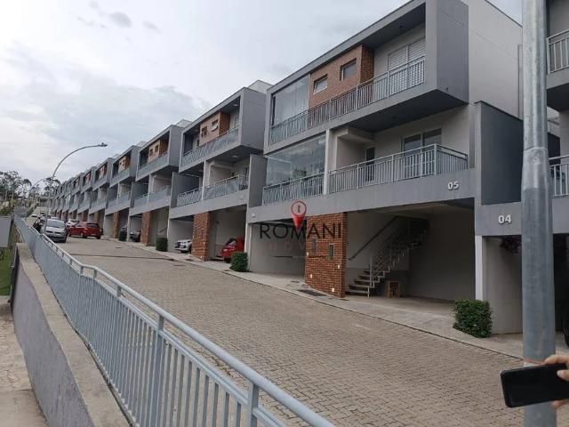 Casa de Condomínio com 3 Quartos e 3 banheiros à Venda, 118 m² por R$ 898.900