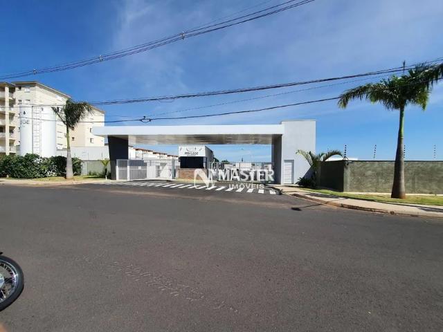 Casa de Condomínio com 3 Quartos e 3 banheiros à Venda, 133 m² por R$ 789.995
