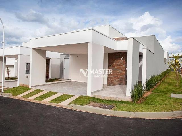 Casa de Condomínio com 3 Quartos e 3 banheiros à Venda, 133 m² por R$ 967.517