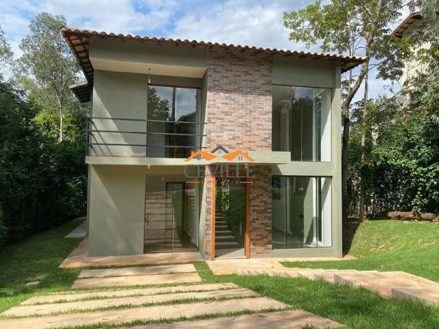 Casa de Condomínio com 3 Quartos e 3 banheiros à Venda, 160 m² por R$ 945.000