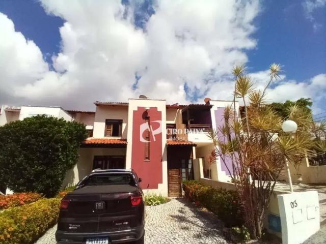 Casa de Condomínio com 3 Quartos e 3 banheiros à Venda, 175 m² por R$ 380.000