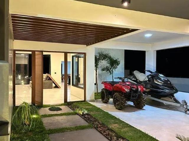 Casa de Condomínio com 3 Quartos e 3 banheiros à Venda, 190 m² por R$ 920.000
