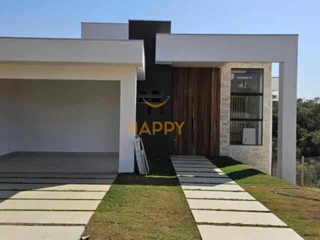 Casa de Condomínio com 3 Quartos e 3 banheiros à Venda, 360 m² por R$ 1.100.000