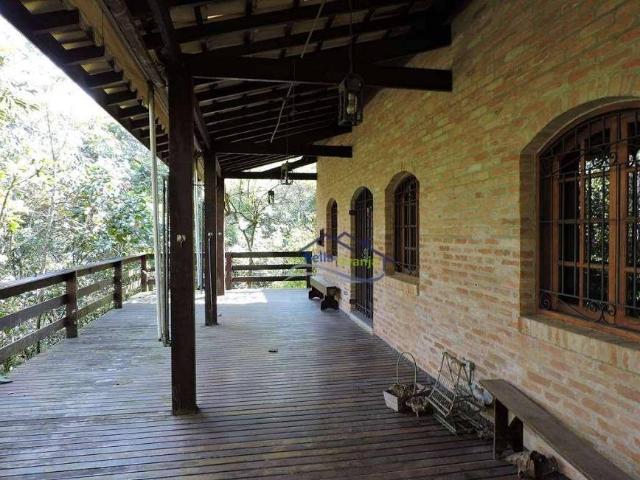 Casa de Condomínio com 3 Quartos e 3 banheiros à Venda, 385 m² por R$ 1.049.000