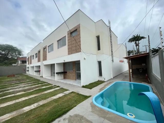 Casa de Condomínio com 3 Quartos e 3 banheiros à Venda, 82 m² por R$ 299.900
