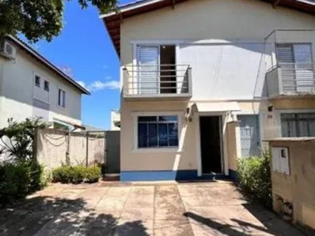 Casa de Condomínio com 3 Quartos e 3 banheiros à Venda, 93 m² por R$ 500.000