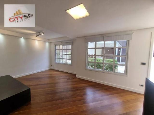 Casa de Condomínio com 3 Quartos e 3 banheiros à Venda, 94 m² por R$ 820.000