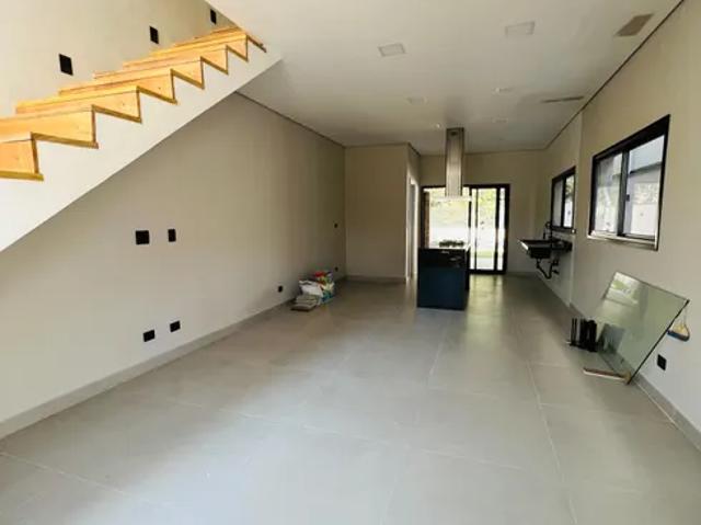 Casa de Condomínio com 3 Quartos e 4 banheiros à Venda, 150 m² por R$ 1.100.000