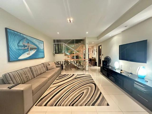 Casa de Condomínio com 3 Quartos e 4 banheiros à Venda, 222 m² por R$ 1.500.000