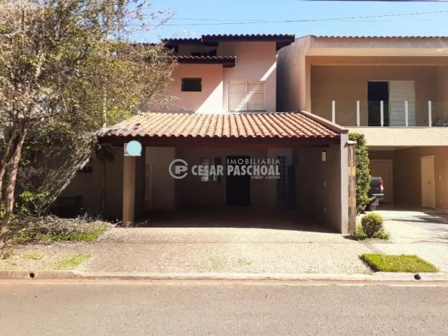 Casa de Condomínio com 3 Quartos e 4 banheiros à Venda, 249 m² por R$ 999.000
