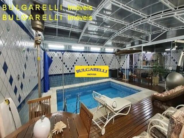 Casa de Condomínio com 3 Quartos e 4 banheiros à Venda, 243 m² por R$ 1.700.000