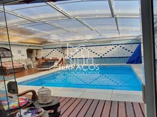 Casa de Condomínio com 3 Quartos e 4 banheiros à Venda, 243 m² por R$ 1.950.000