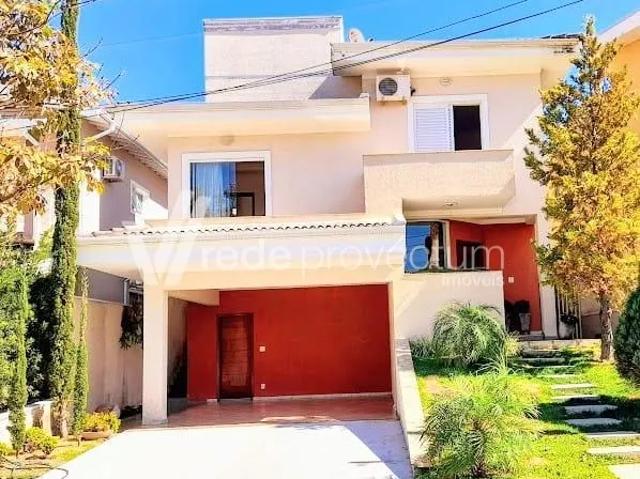 Casa de Condomínio com 3 Quartos e 4 banheiros à Venda, 259 m² por R$ 1.597.000