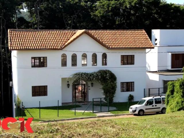 Casa de Condomínio com 3 Quartos e 4 banheiros à Venda, 280 m² por R$ 1.500.000