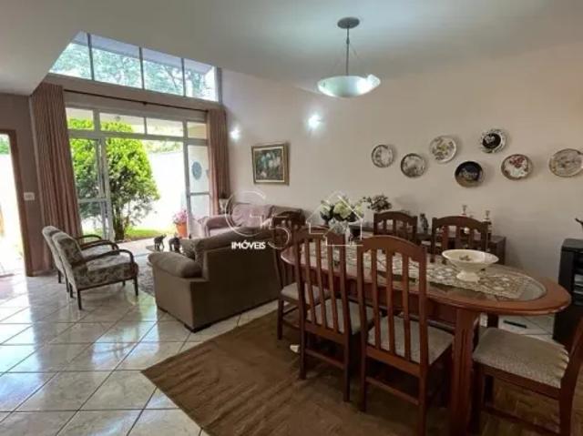Casa de Condomínio com 3 Quartos e 4 banheiros à Venda, 360 m² por R$ 1.890.000