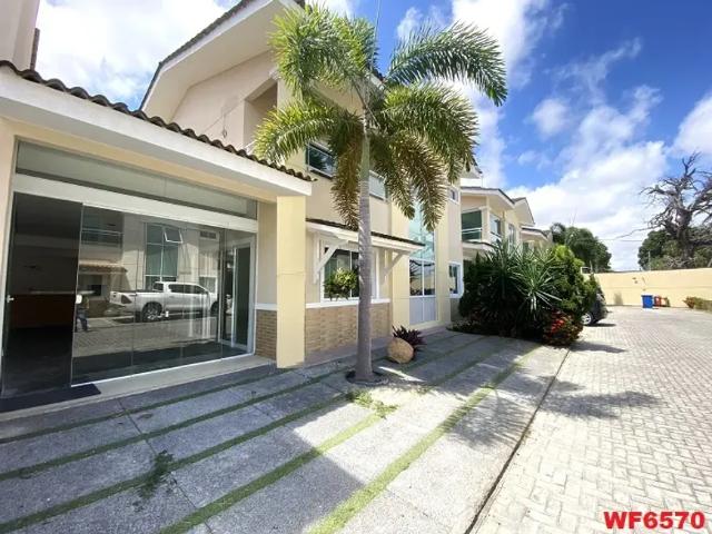 Casa de Condomínio com 3 Quartos e 5 banheiros à Venda, 205 m² por R$ 965.000