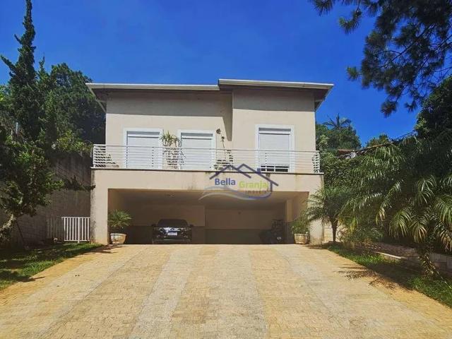 Casa de Condomínio com 3 Quartos e 5 banheiros à Venda, 358 m² por R$ 1.298.000