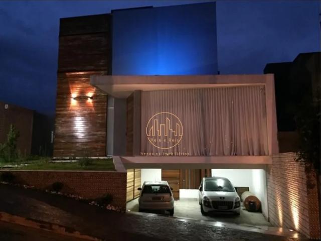 Casa de Condomínio com 3 Quartos e 5 banheiros à Venda, 420 m² por R$ 3.000.000