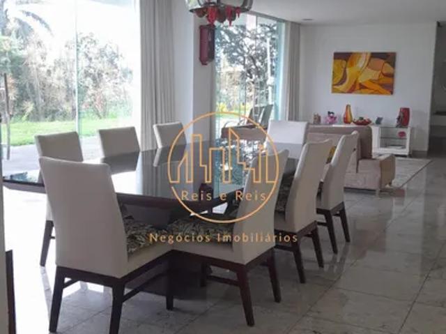 Casa de Condomínio com 3 Quartos e 5 banheiros à Venda, 537 m² por R$ 4.800.000