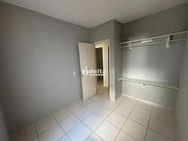 Casa de Condomínio com 3 Quartos para alugar, 90m² Aclimacao