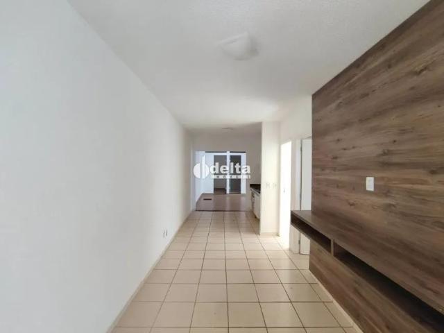 Casa de Condomínio com 3 Quartos para alugar, 104m² Aclimação