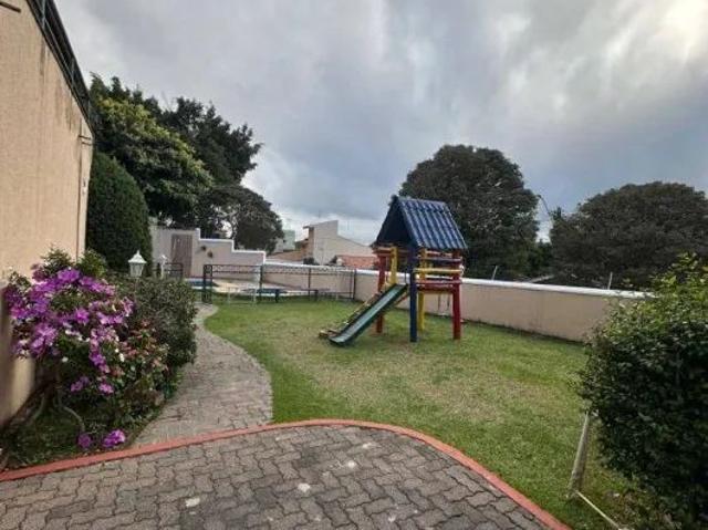 Casa de Condomínio com 3 Quartos para alugar, 155m² Centro