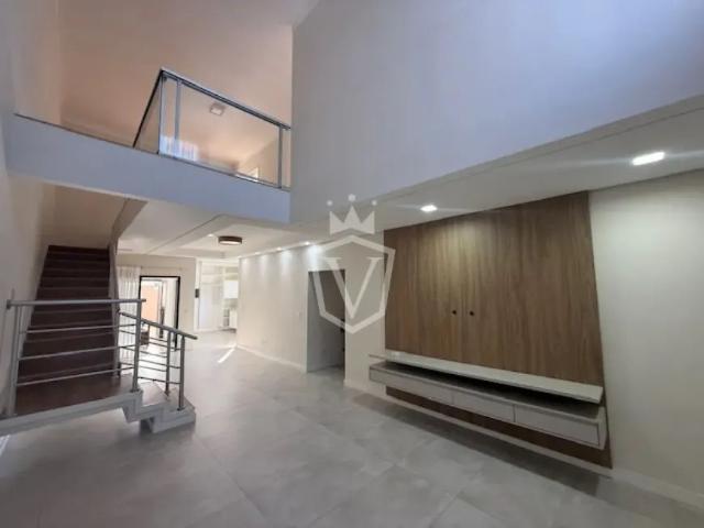 Casa de Condomínio com 3 Quartos para alugar, 178m² Parque Residencial Eloy Chaves