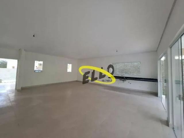 Casa de Condomínio com 3 Quartos para alugar, 190m² Granja Viana