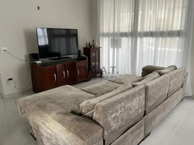Casa de Condomínio com 3 Quartos para alugar, 198m² Aparecidinha