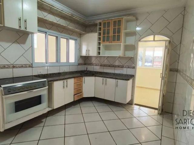 Casa de Condomínio com 3 Quartos para alugar, 200m² Portal dos Pássaros