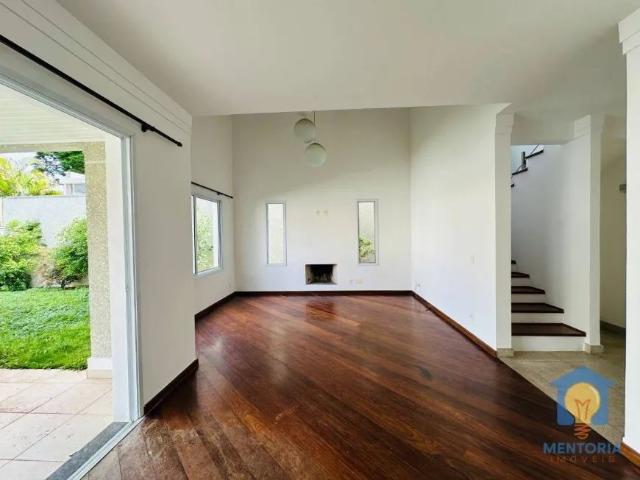 Casa de Condomínio com 3 Quartos para alugar, 215m² Bosque do Vianna
