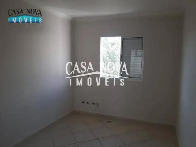 Casa de Condomínio com 3 Quartos para alugar, 215m² Loteamento Recanto dos Paturis