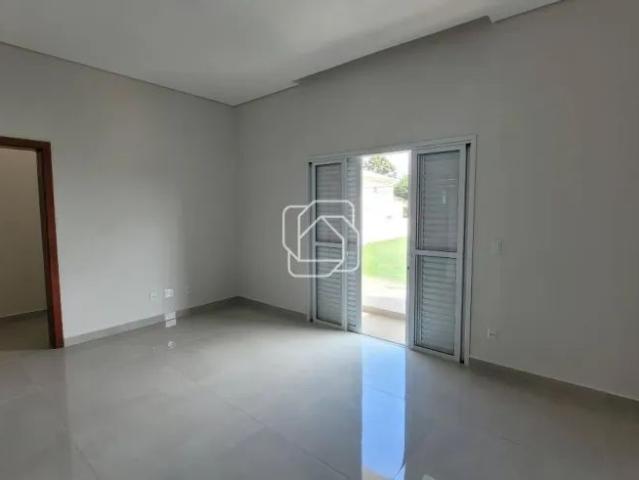 Casa de Condomínio com 3 Quartos para alugar, 244m² JARDIM ALTO DE ITAICI